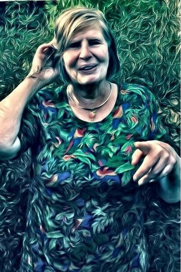 Scharlie Meeuws – Cerasus Poetry